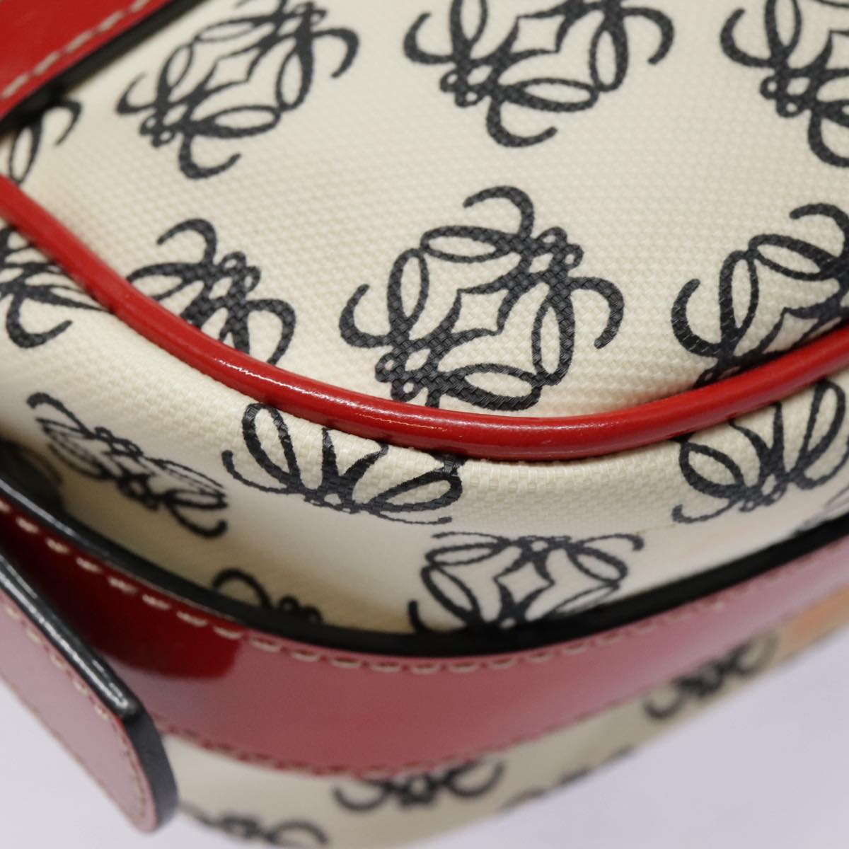 LOEWE Anagram Shoulder Bag PVC Red White Auth 93247 | eBay LOEWE Anagram Shoulder Bag PVC Red White Auth 93247 | eBay